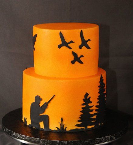 Make The Hunter In Your Life Smile With Breathtaking Hunting Cakes!